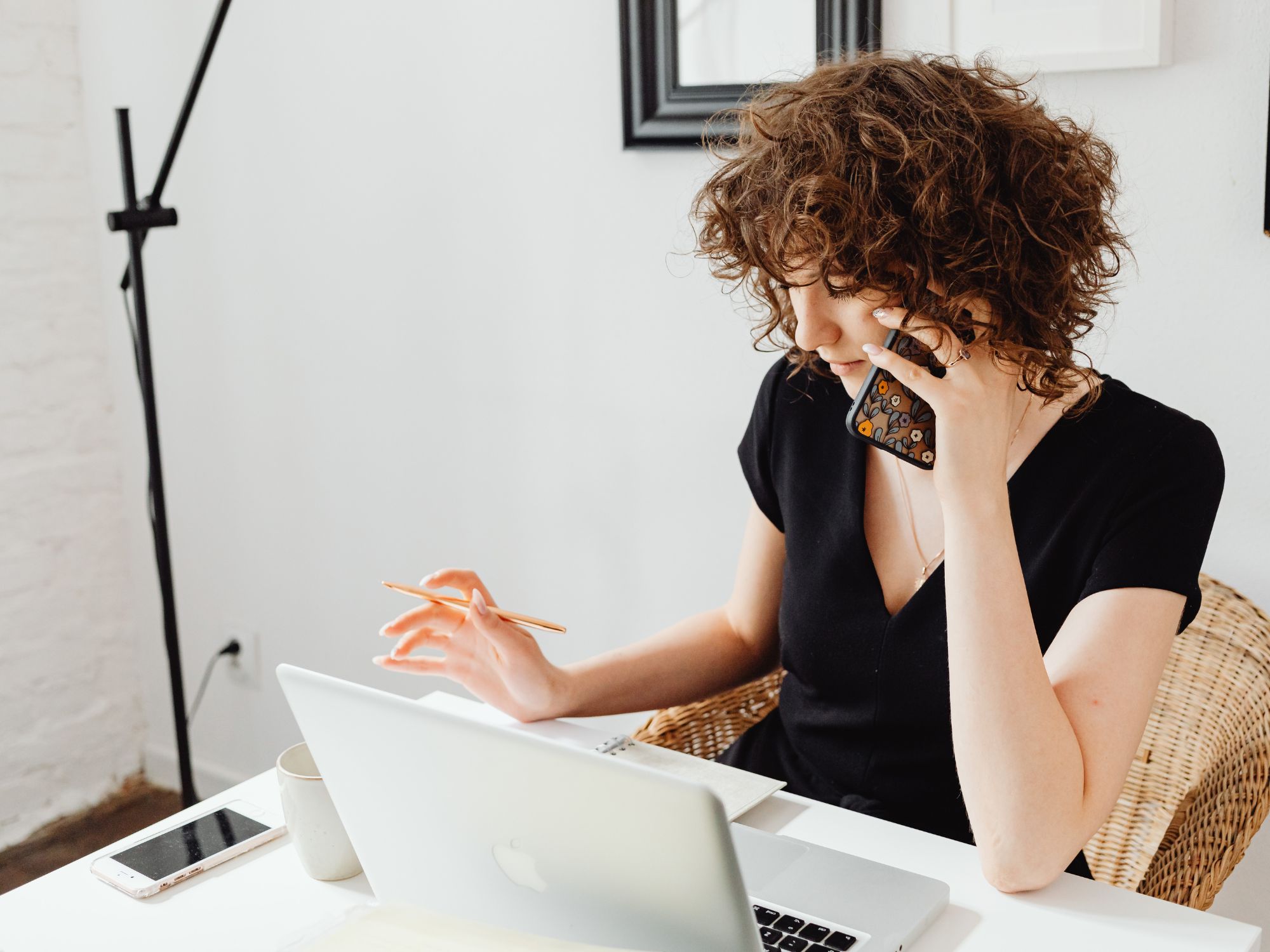 How to Hire Your First Employee: Startup Interview Guide - Inventora